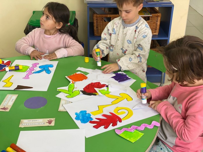 Pre Kinder Cherry – Practicing collage technique 2023 – Orchard College